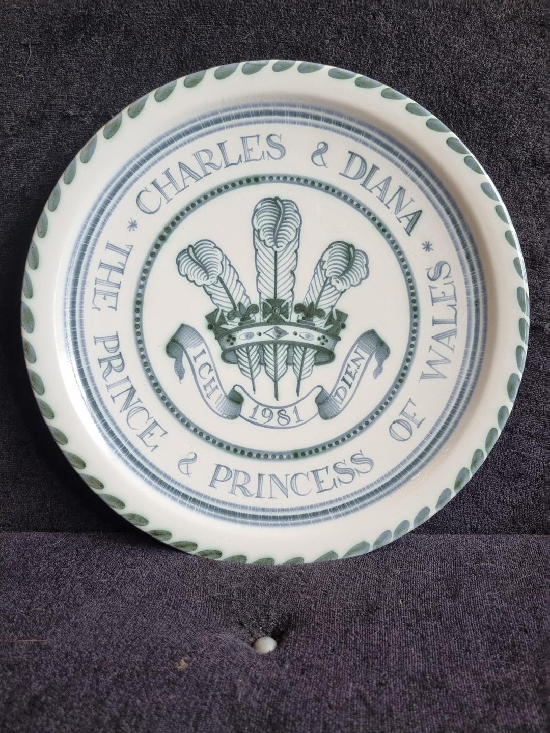 Lovely Vintage Rye Pottery 1981 Royal Wedding Commemorative Plate 26cms ...