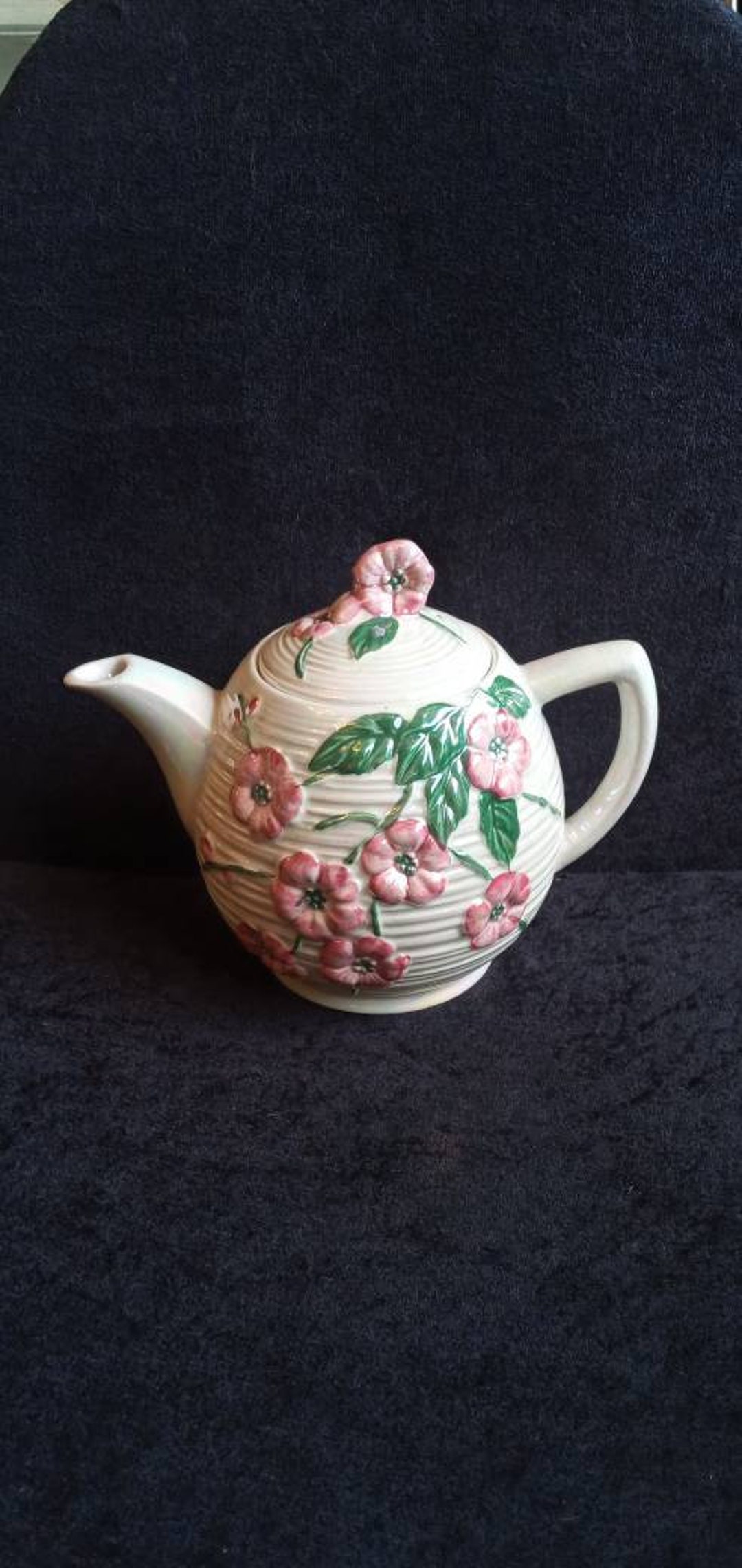 Delightful 1930s Maling Lustre-ware Teapot in the Blossom Time Pattern ...