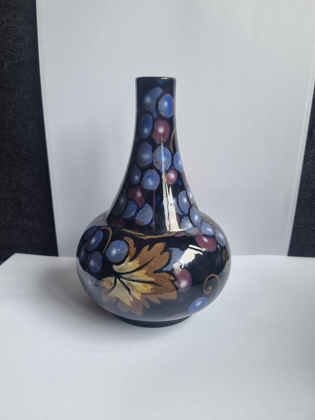 Antique Royal Stanley Jacobean ‘vine’ Genie Vase - Etsy