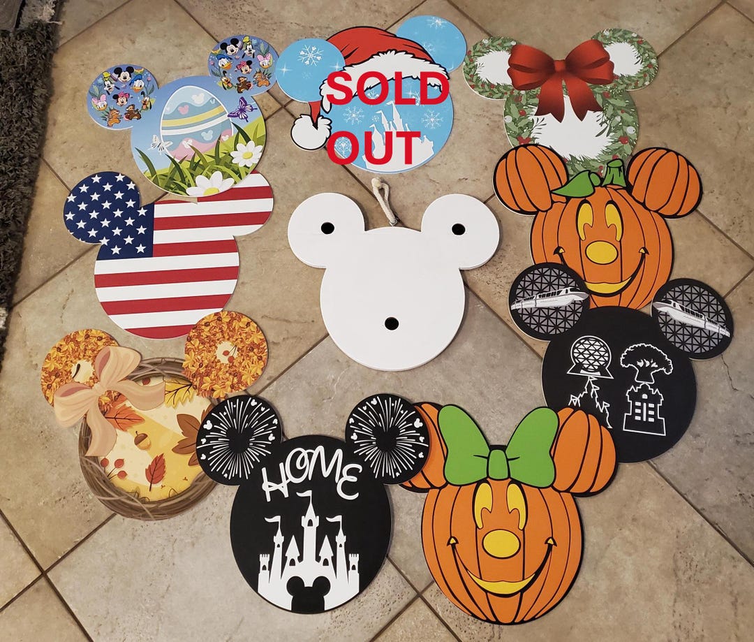 Disney Mickey Sign Interchangeable Wreath Wall Sign | Holiday Sign ...