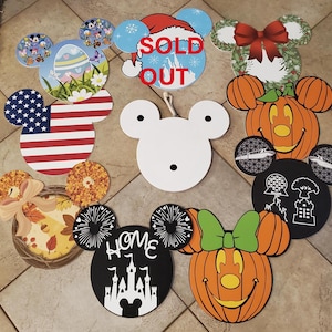 Disney Mickey Sign Interchangeable Wreath Wall Sign | Holiday Sign ...