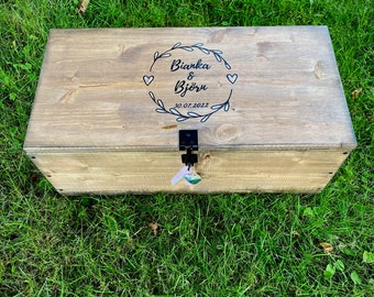 Time Capsule Wedding Wine Box - Etsy