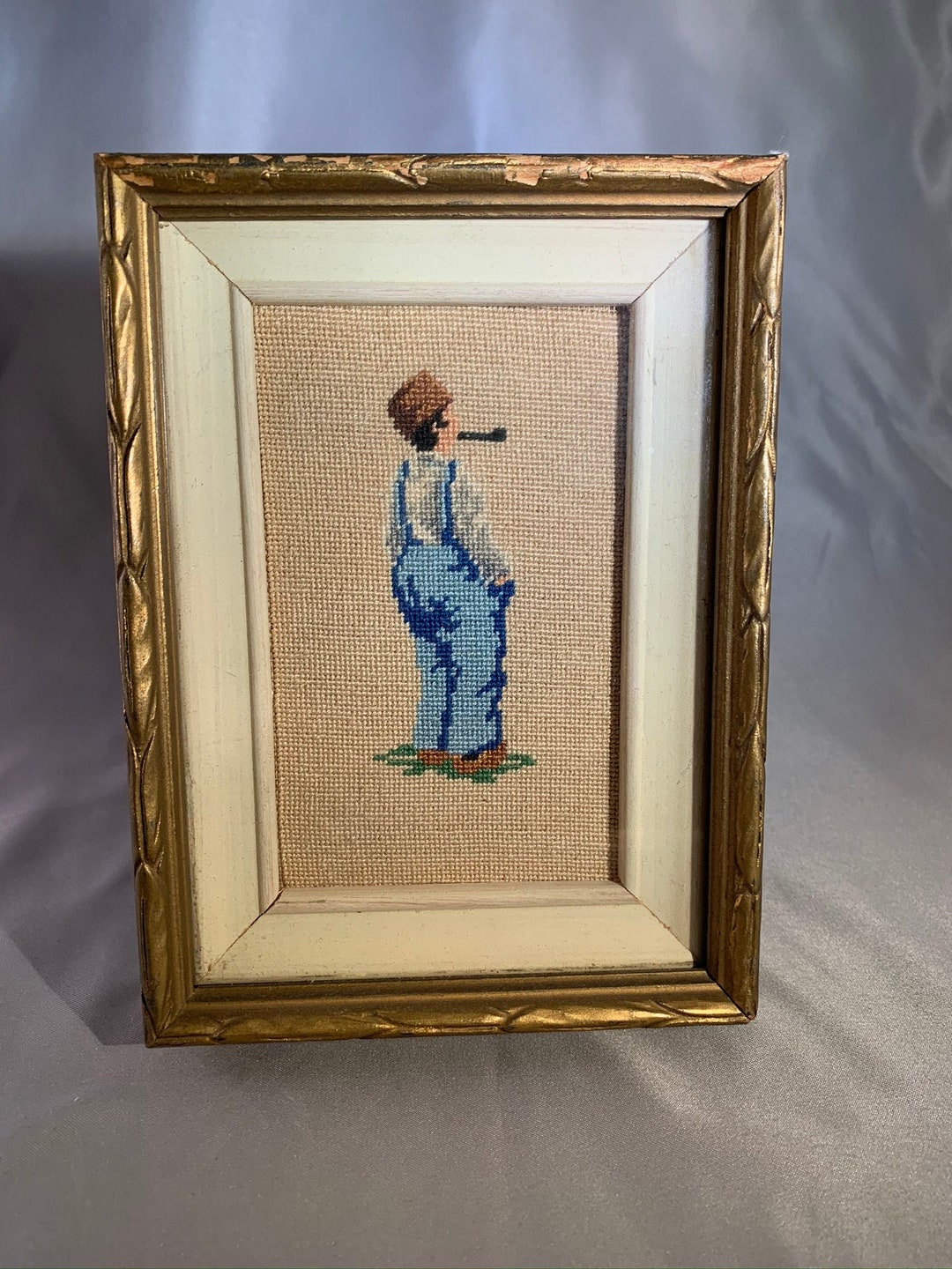 One-of-a-Kind Vintage Framed Cross Stitch Man with His Pipe - Etsy España