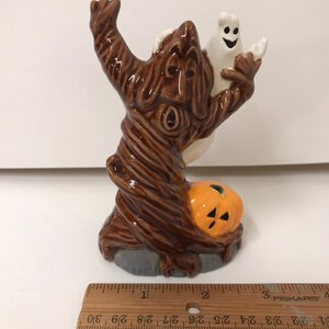 4 1/2” Ceramic Haunted Tree With Ghost and Pumpkin Halloween Decor New ...