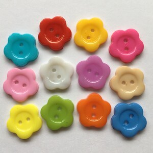 Flower Buttons, 14mm Buttons, Resin Buttons, Petal Buttons, Sewing ...