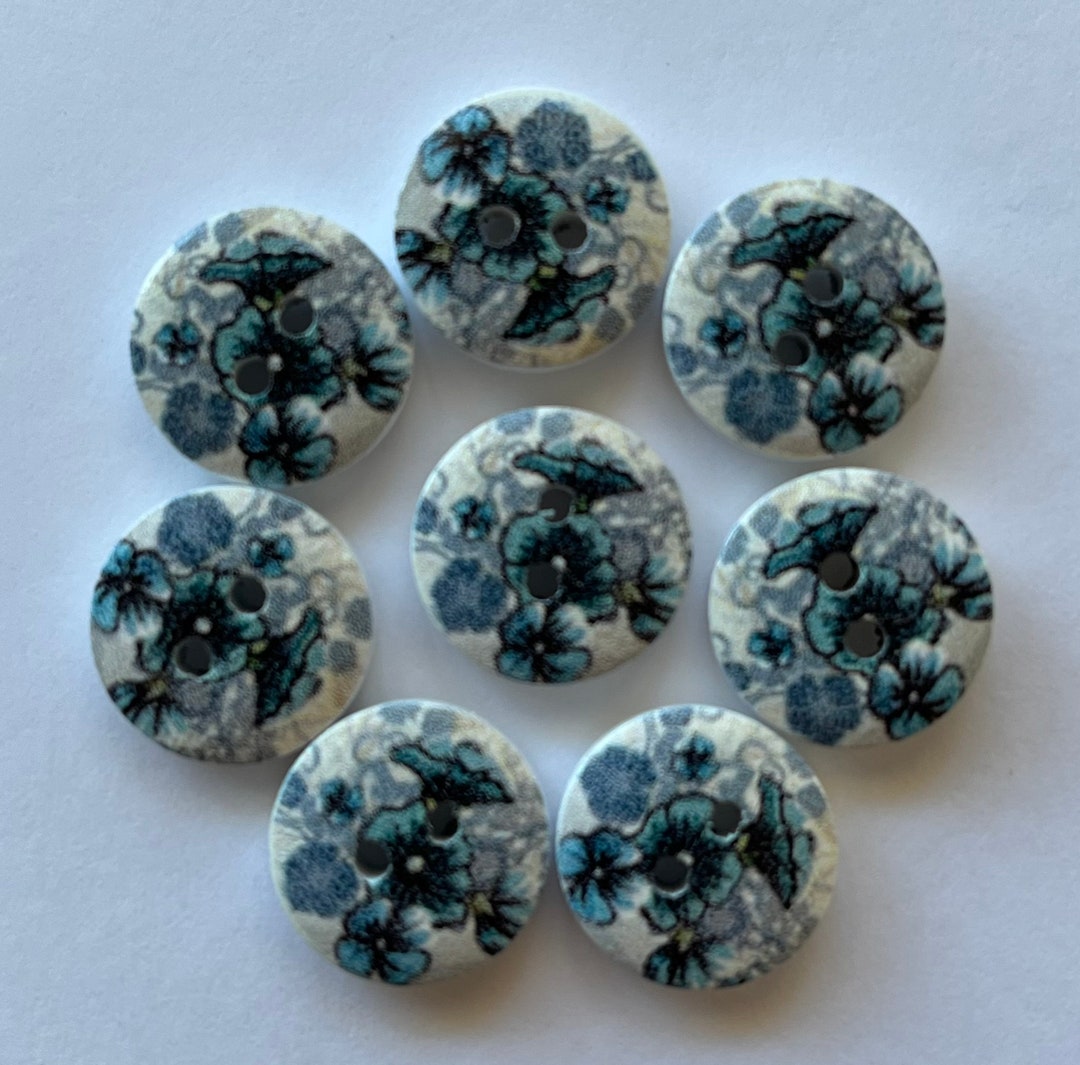 Flower Buttons, Blue Flower Buttons, 15mm Buttons, Leaf Buttons, Sewing ...