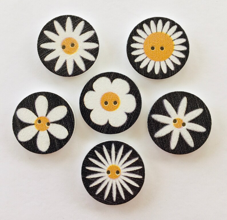 Black and White 20mm Daisy Buttons, Floral Sewing Embellishments - Etsy