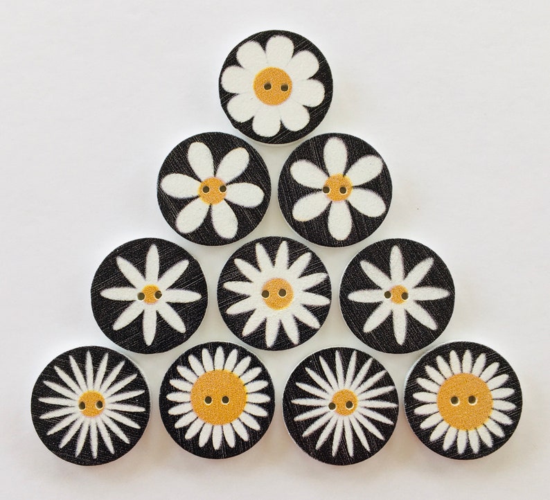 Black and White 20mm Daisy Buttons, Floral Sewing Embellishments - Etsy