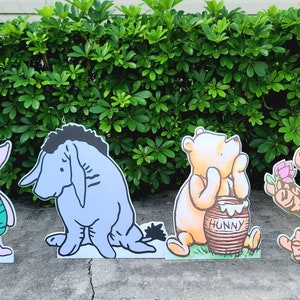 Clasic Winnie the Pooh Stands /pooh Signs/winnie the Pooh Decorations ...