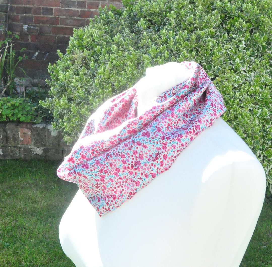 Cowl/snood in Liberty Silk Satin Pink Red Turquoise Ivory Flowers - Etsy