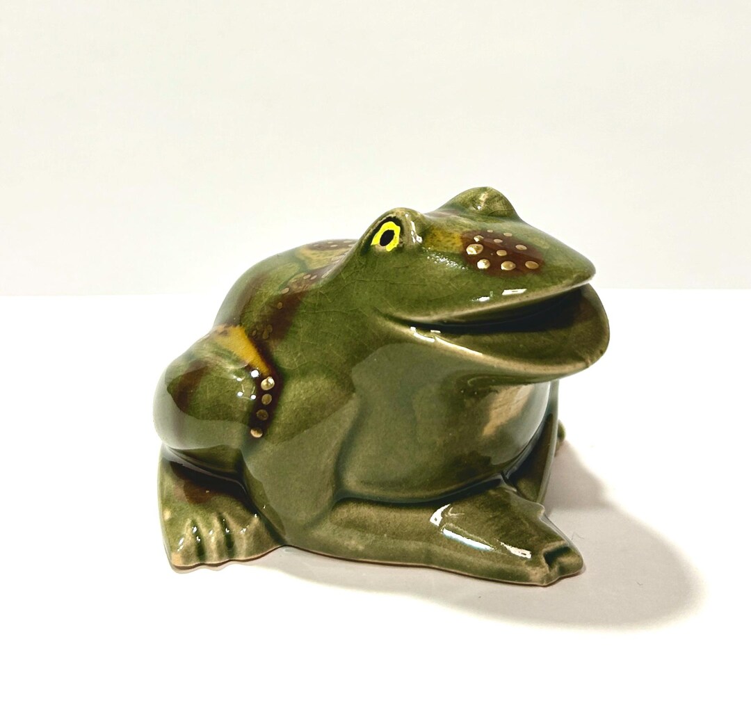 Frog Statue: Cute Ceramic Frog, Eclectic Home Decor & Whimsical ...