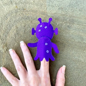 Outer Space Birthday Finger Puppets Cute Alien Astronaut Boy Gift Felt ...