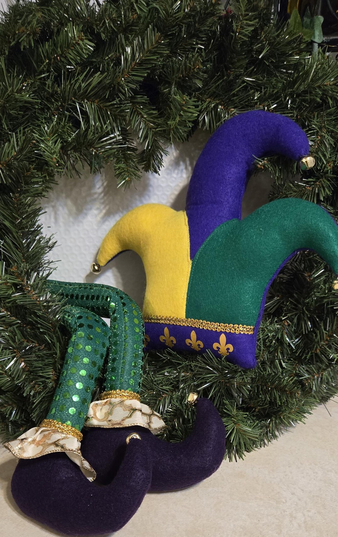 Mardi Gras Wreath Legs, Jester Legs for Wreaths - Etsy