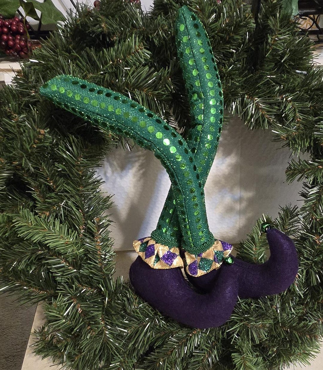 Mardi Gras Wreath Legs, Jester Legs for Wreaths - Etsy