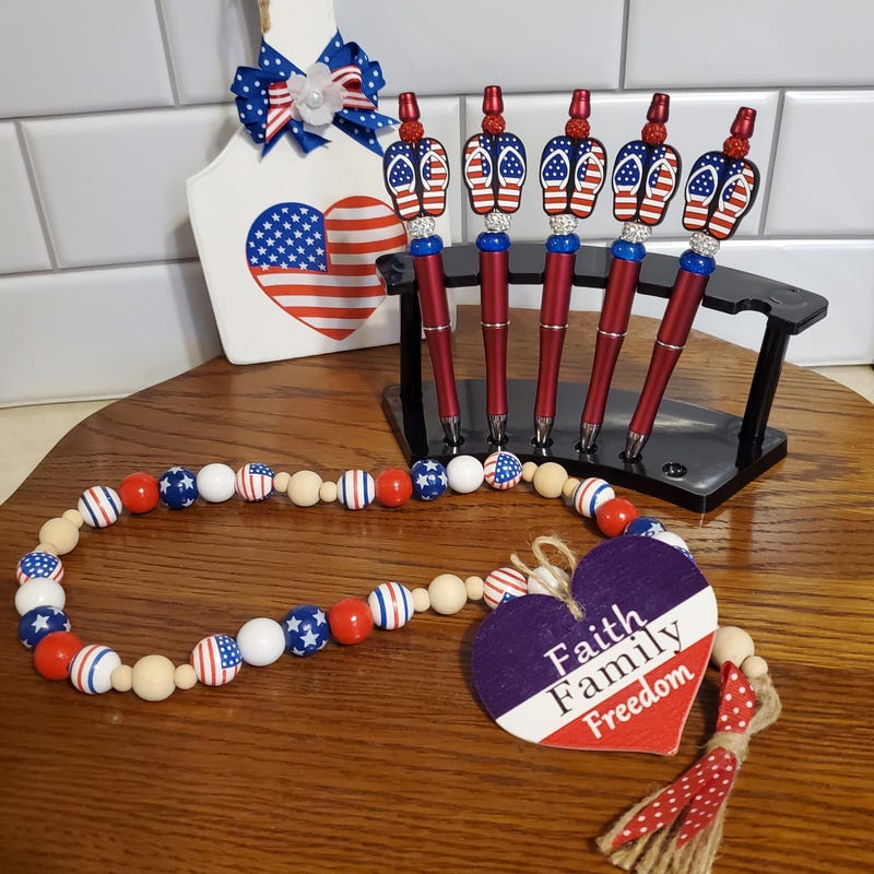 Secret Pal Gift - 60+ Gift Ideas for 2025