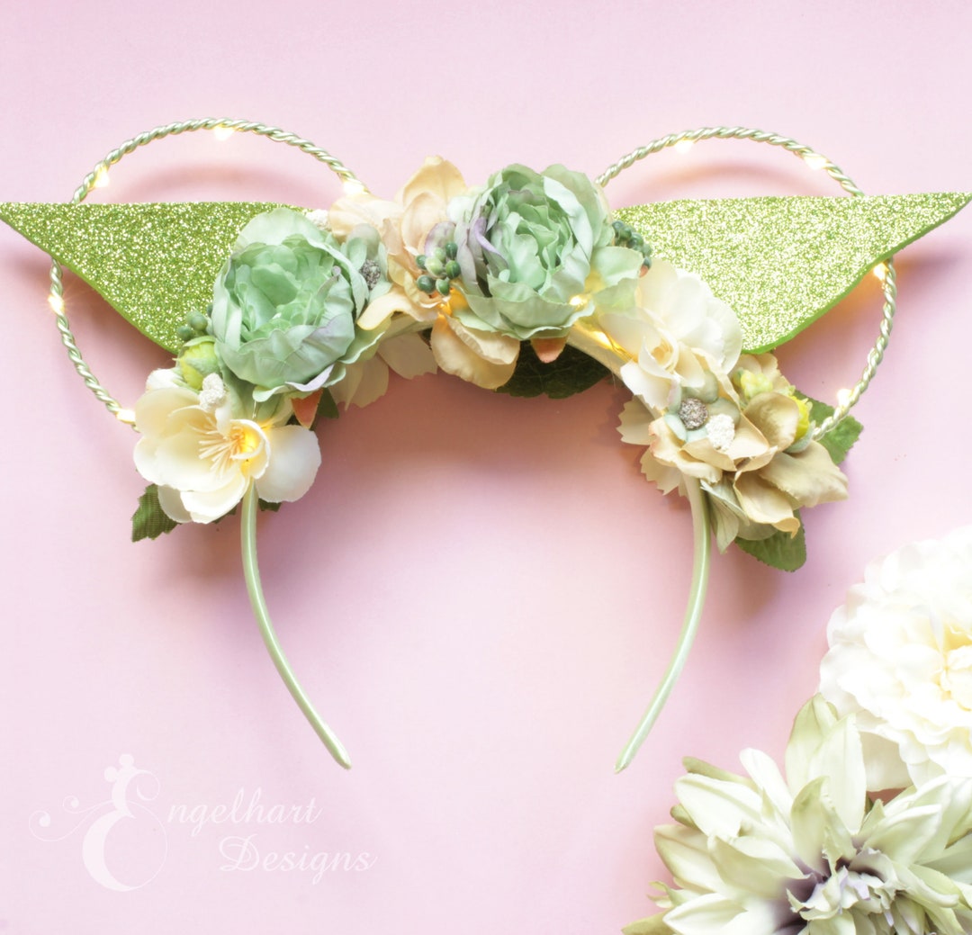 Mandalorian Grogu Floral Mickey Ears: Baby Yoda Star Wars Light-up ...