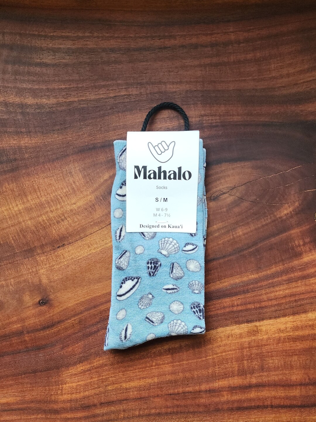 Hawaii Shell Socks. Mahalo Socks. Hawaiian Print. Blue Ocean Socks ...