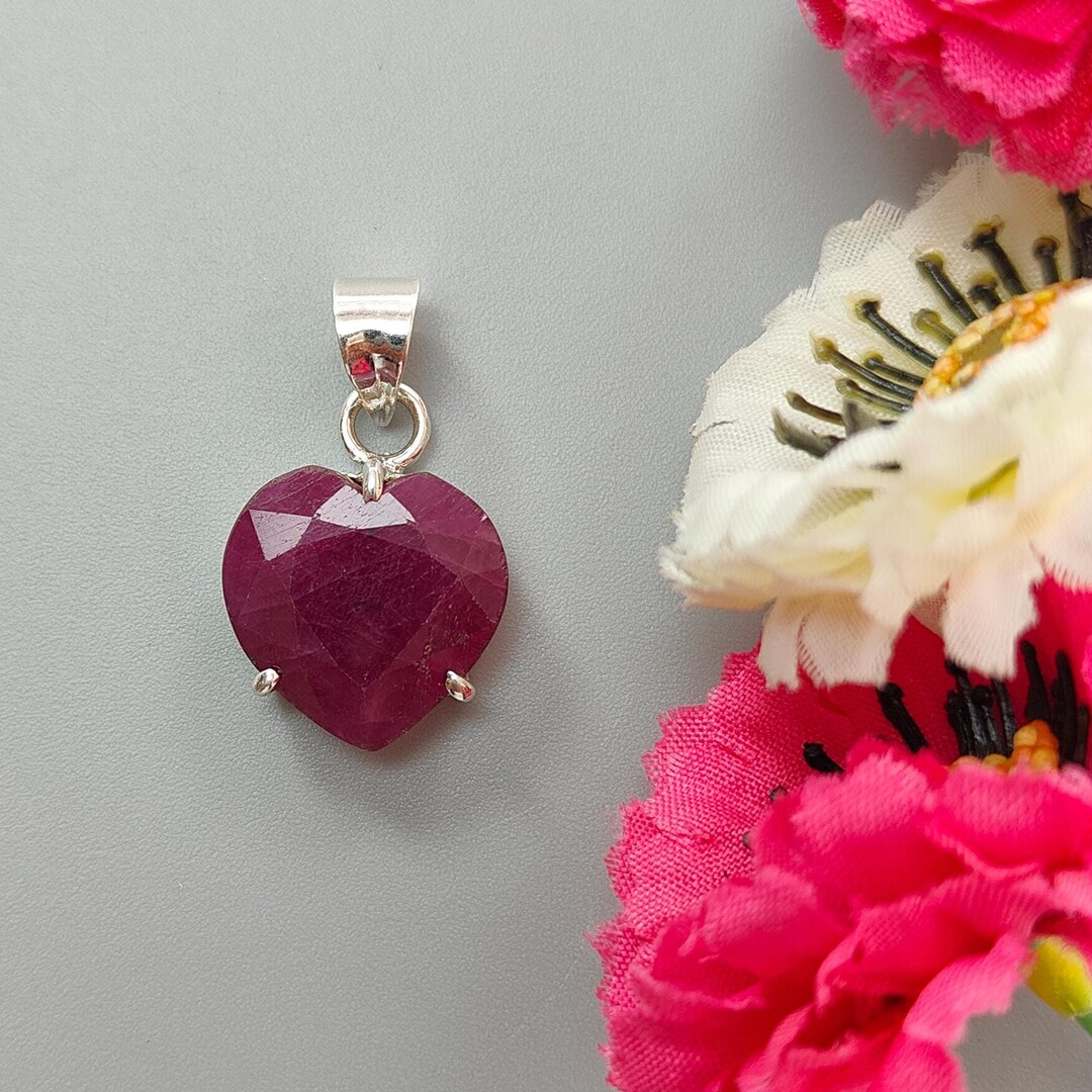 Buy Red Ruby Silver Faceted Cut Pendant: 5.15gms Natural Untreated Ruby ...