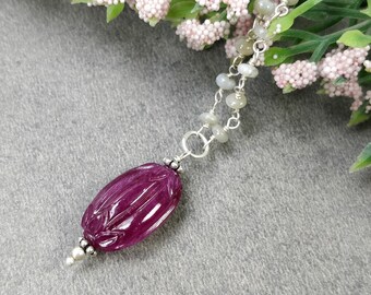Ruby Cat Necklace - Etsy