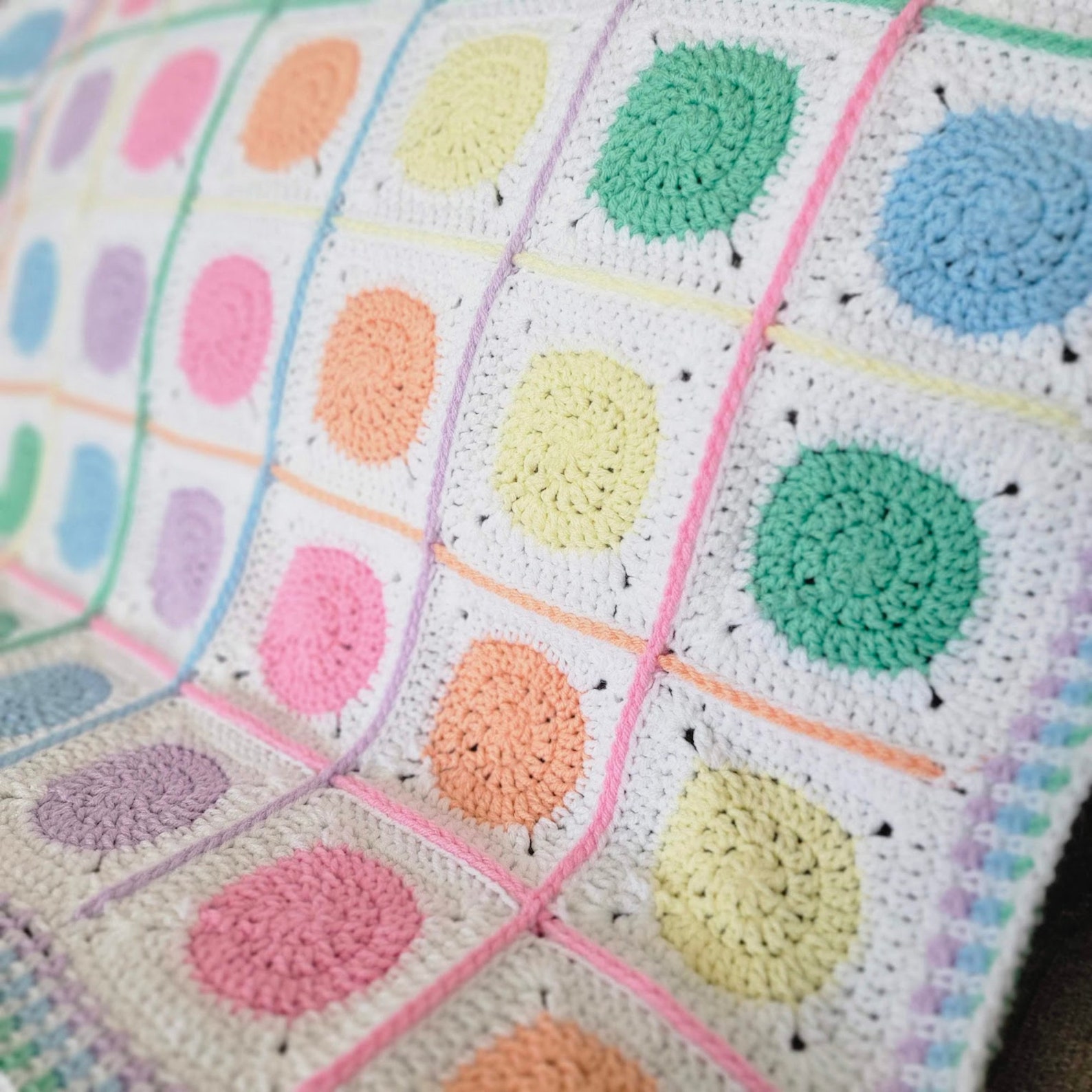 Crochet Polka Dot Granny Square Blanket, Crochet Pattern, Circle ...