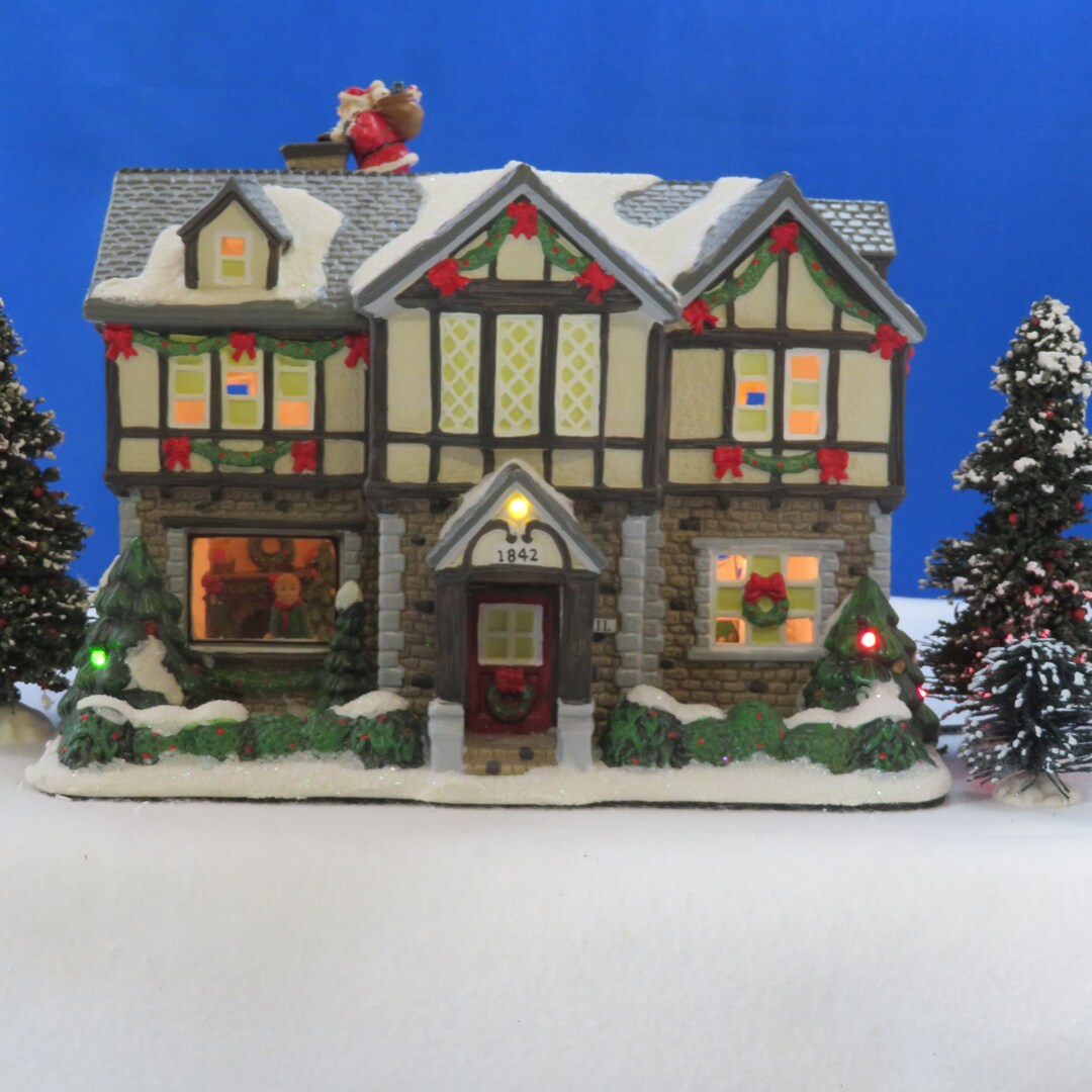 Saint Nicholas Square, Tutor House, Retired, Pre-owned, Mint Condition ...