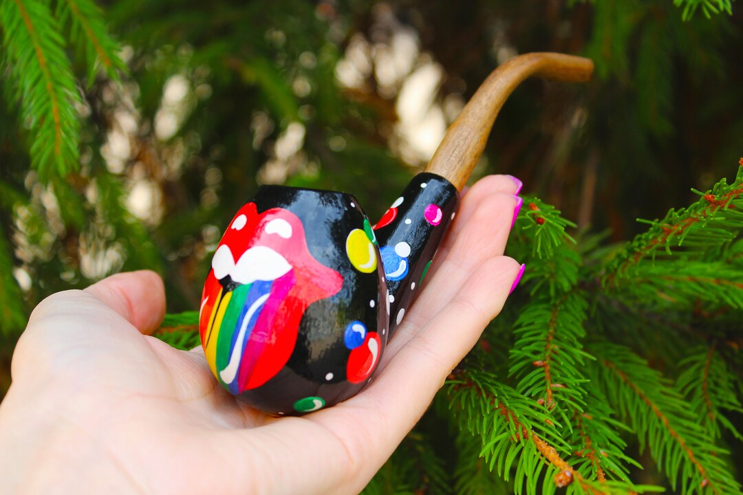 Tobacco Smoking Pipe With Lips and Tongue, Pipe Rainbow Mouth, Cute ...