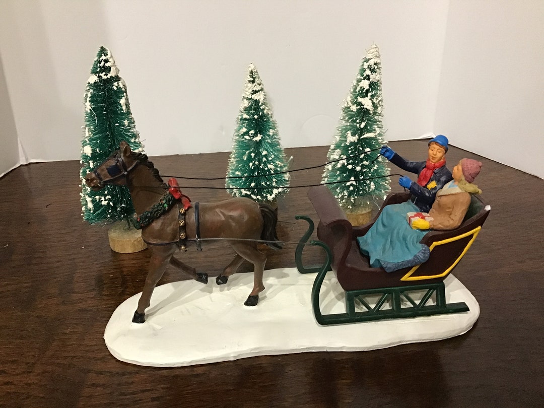 Lemax Christmas Village “dashing Through the Snow” Christmas Village ...