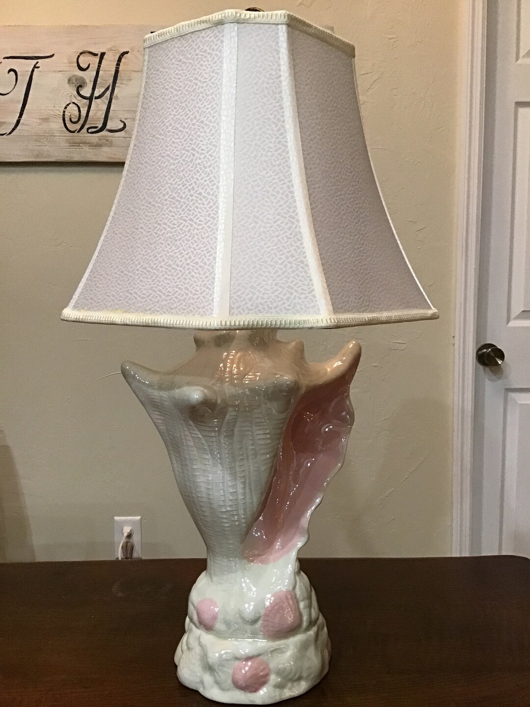 Beautiful Large Concha Shell Porcelain Table Lamp, Coastal, Shabby Chic ...