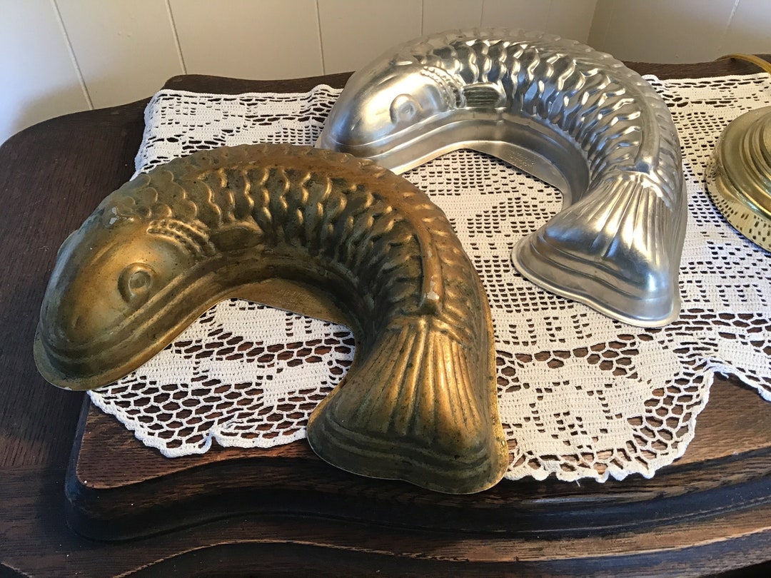 Vintage Pair of Mirro Fish Cake Pans Jello Mold, Fish Enthusiast Gift ...