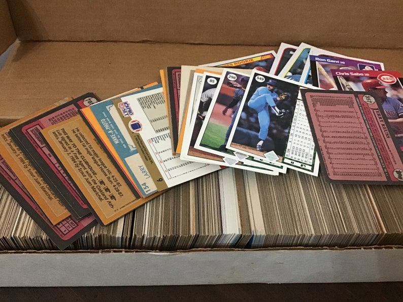 Large Collection of MLB Baseball Cards Vintage Tops and Fleer MLB ...