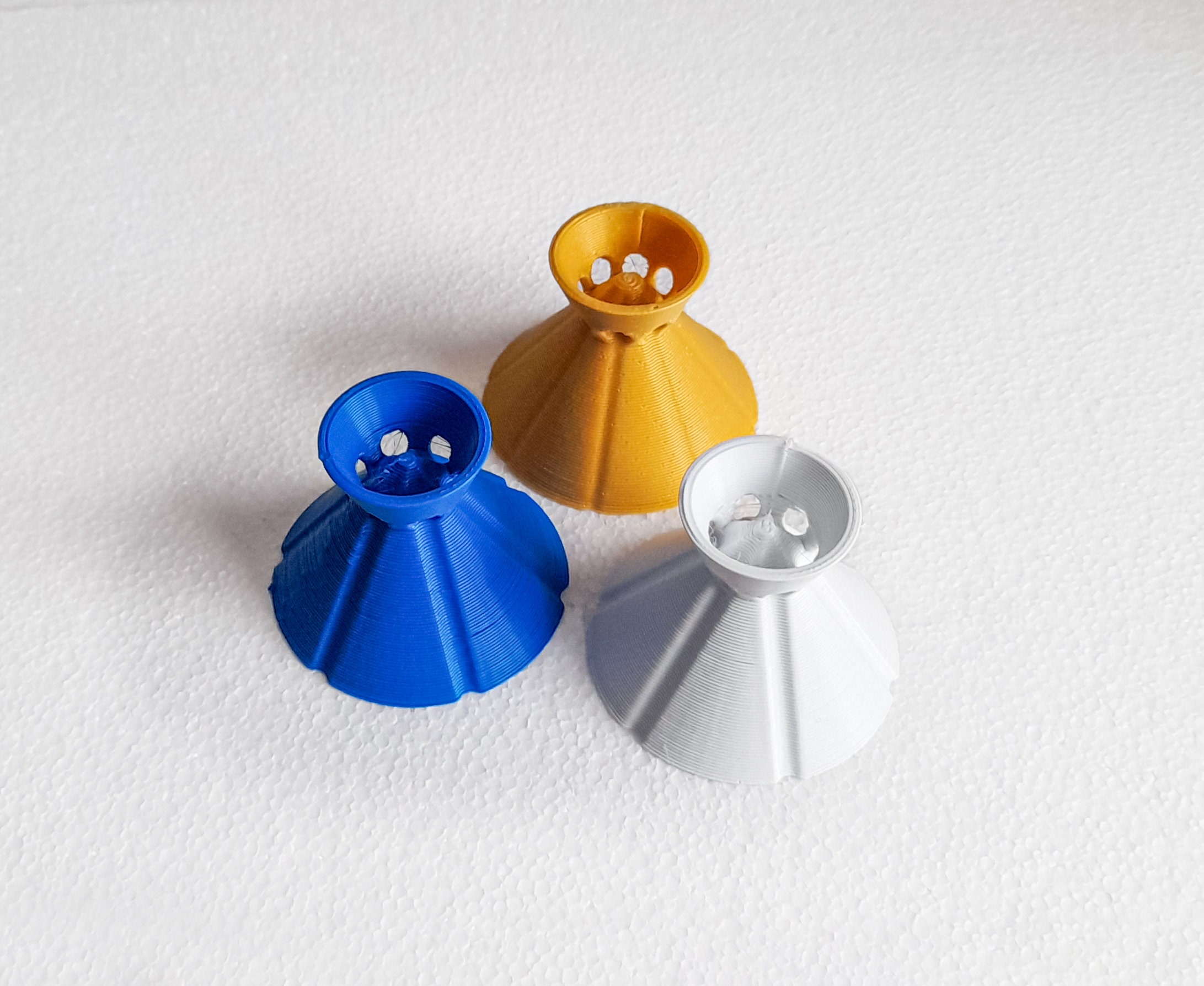 Flower Pouring Cups From 3 to 12 Channels. Acrylic Pouring, Flower ...