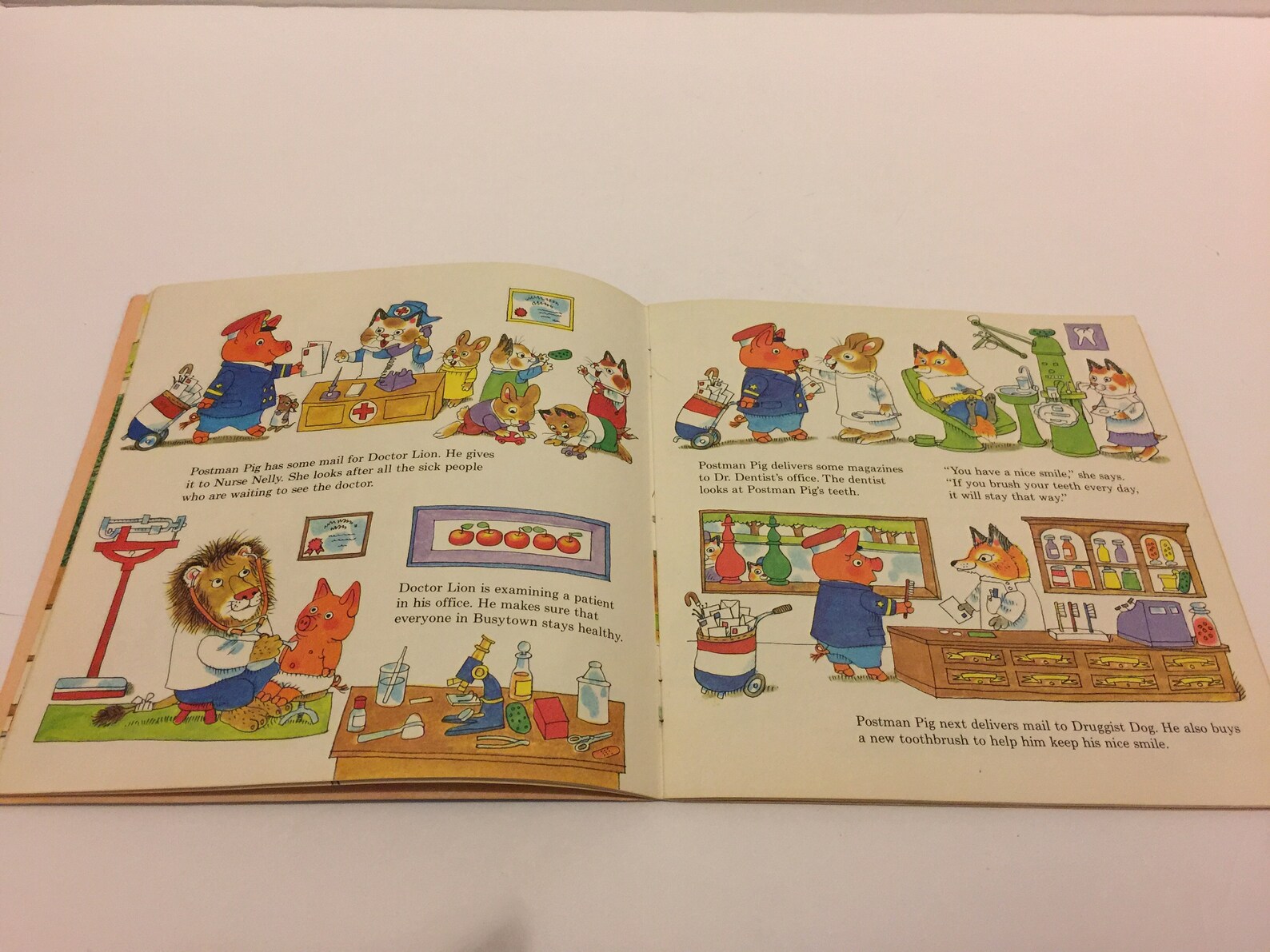 Richard Scarry's Postman Pig and His Busy Neighbors 1978 - Etsy