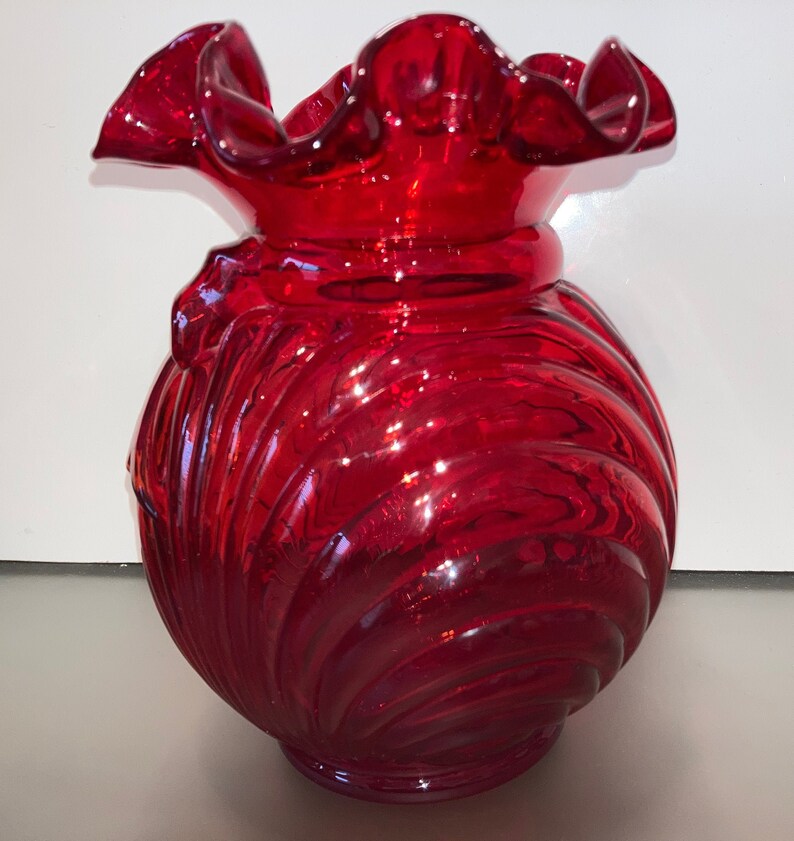 Vintage Fenton Ruby Red Ruffled Vase Signed Fenton Red Bow - Etsy