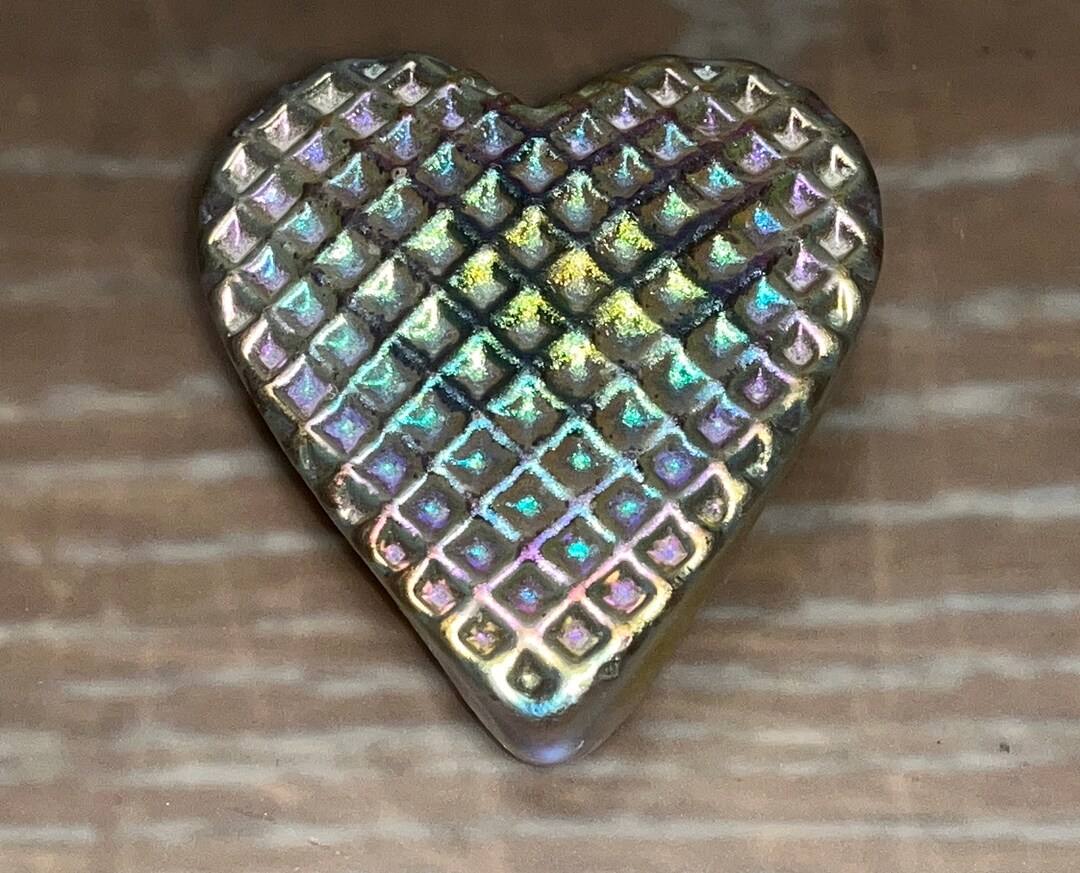 Art Glass Robert Held, Iridescent Heart Shaped Paper Weight, Carnival ...