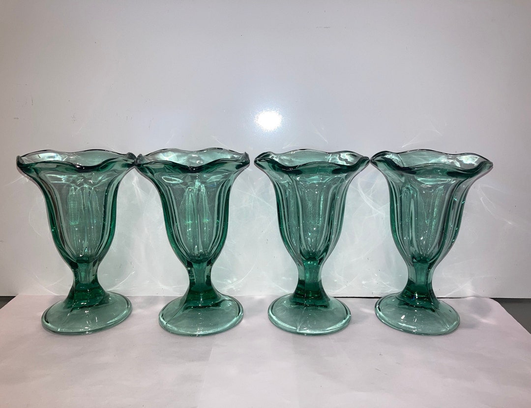 4 Vintage Anchor Hocking Footed Tulip Glasses, Anchor Hocking Green ...