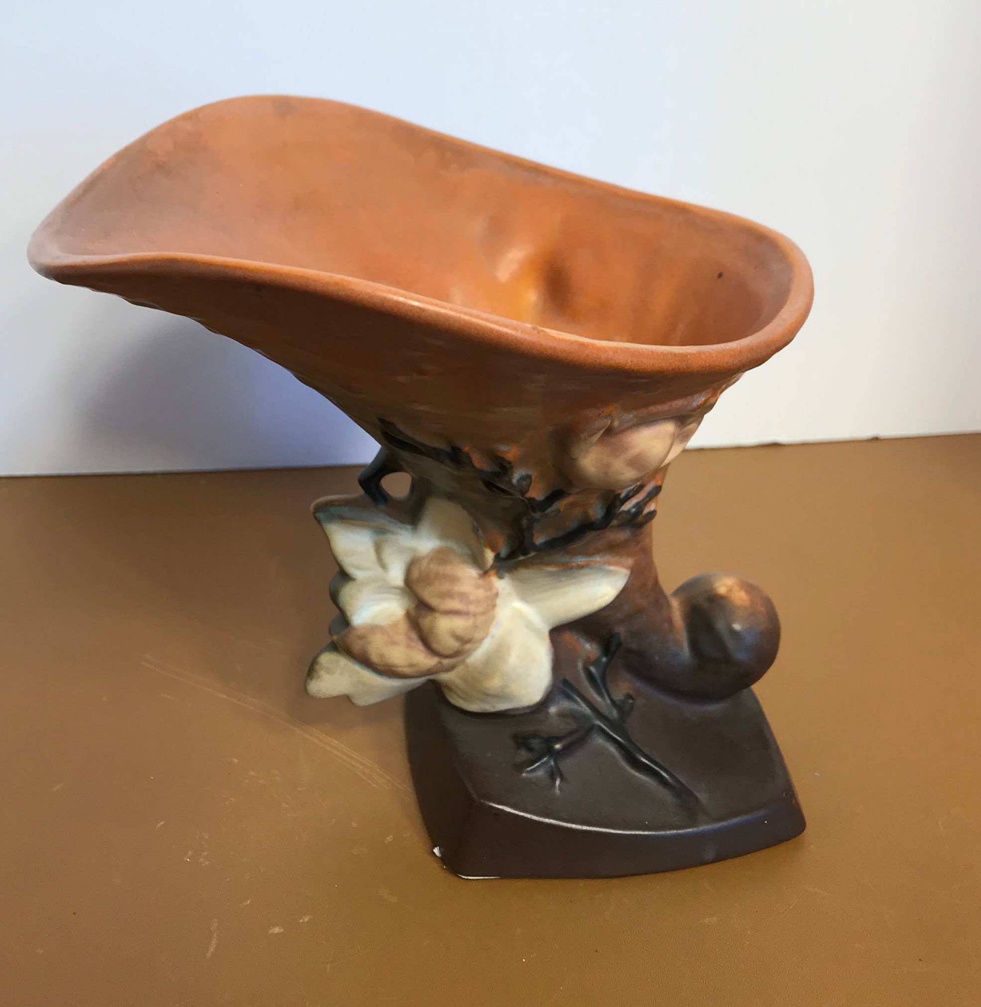 Vintage Roseville 184 Cornucopia With Magnolia Flower Vase, Roseville ...