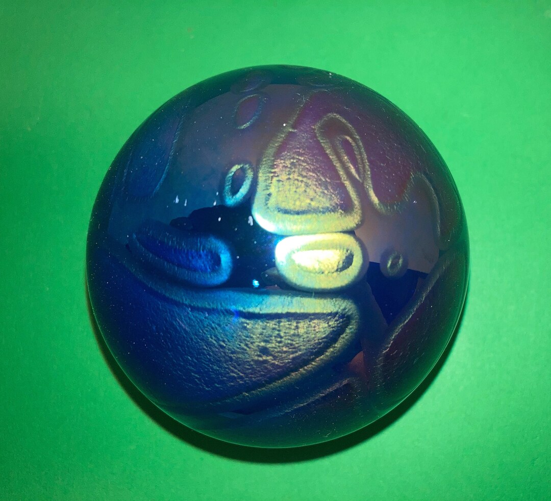Vines Art Glass Iridescent Paper Weight, Signed Roger Vines 94 Art ...
