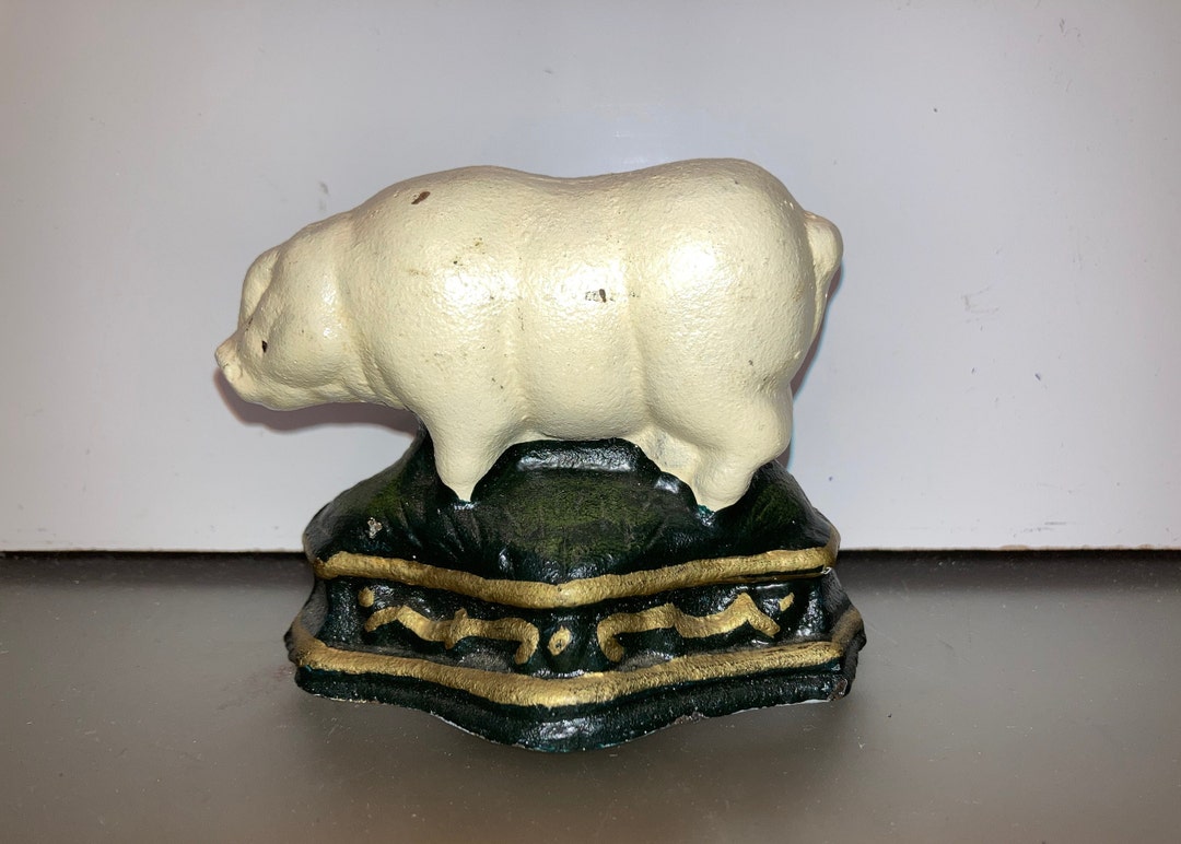 Vintage Cast Iron Pig, Old Cast Iron Pig on Stand, 3" Painted Cast Iron ...
