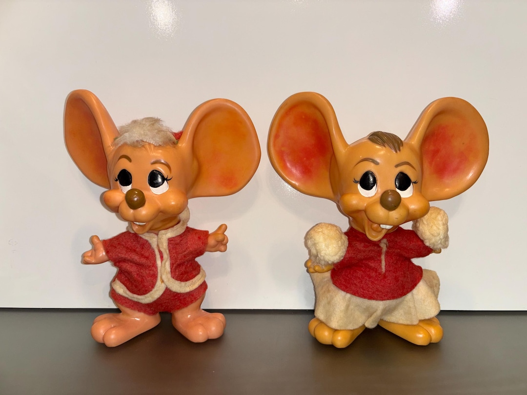 Vintage Plastic Christmas Mice, Vintage 1970 Mr and Mrs Claus Mice ...