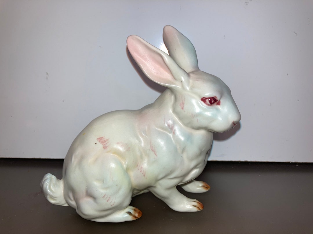 Vintage Lefton Sitting Bunny Rabbit, Easter Bunny, Porcelain Easter ...
