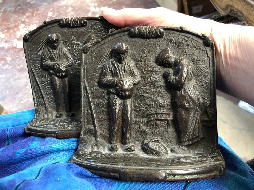 Pair of Antique Bronze Praying Farmers Bookends, Farmers Angelus Prayer ...