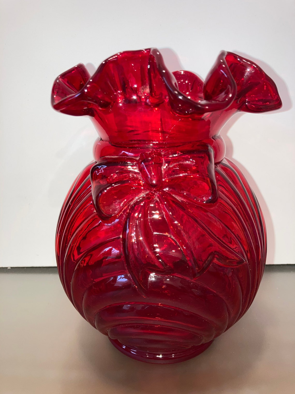 Vintage Fenton Ruby Red Ruffled Vase Signed Fenton Red Bow - Etsy