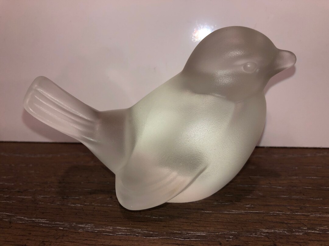 Fenton Frosted Bird Figure, Vintage Signed Fenton Frosted Crystal Bird ...