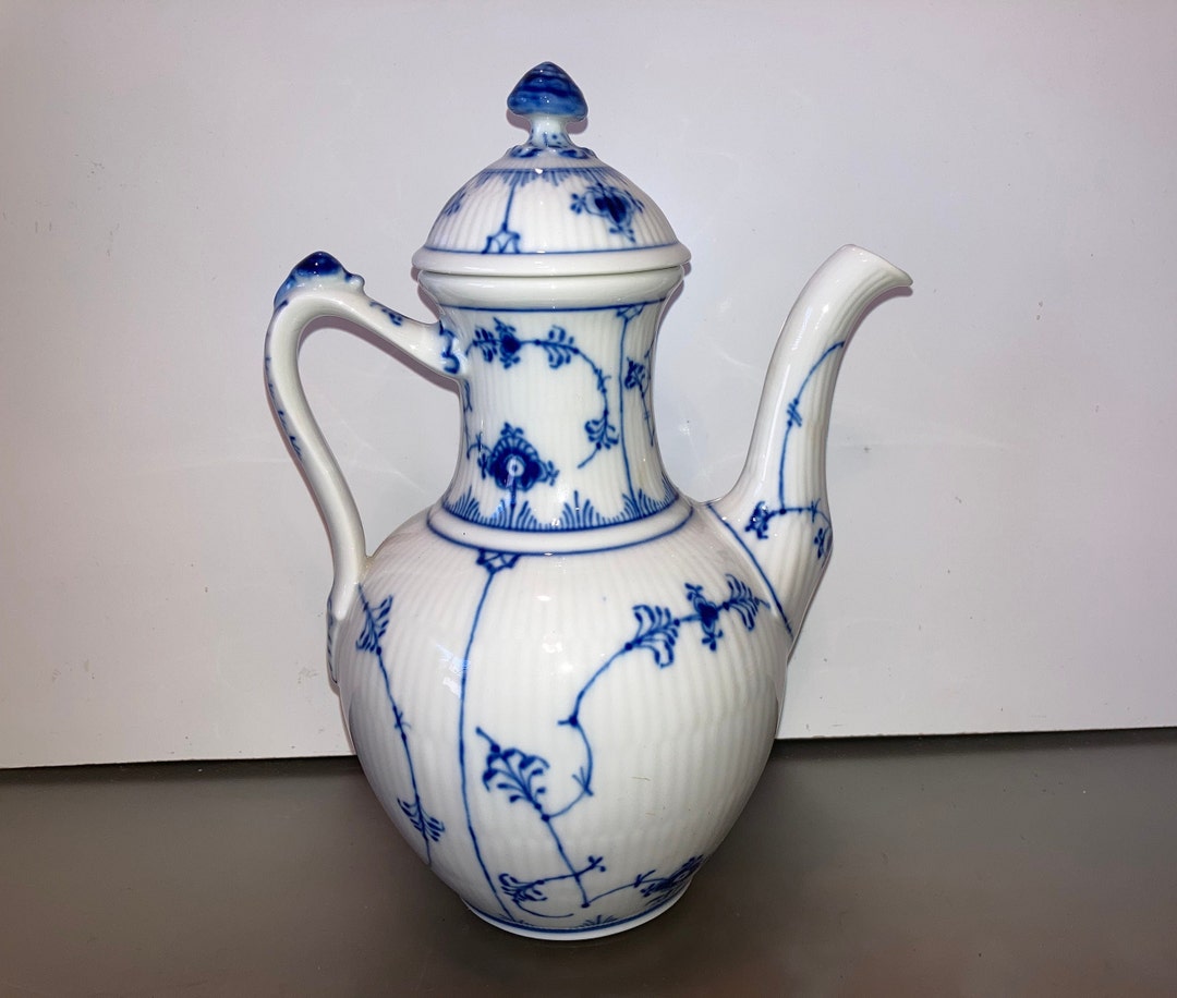 Vintage Royal Copenhagen 47 Fluted Plain Coffee Pot, Royal Copenhagen ...