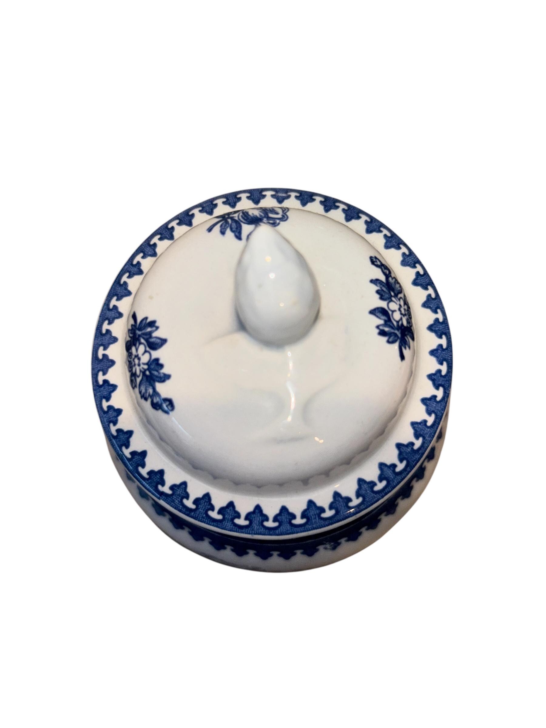 Vintage Wedgwood Springfield Ginger Jar, Wedgewood White Blue Gloss ...