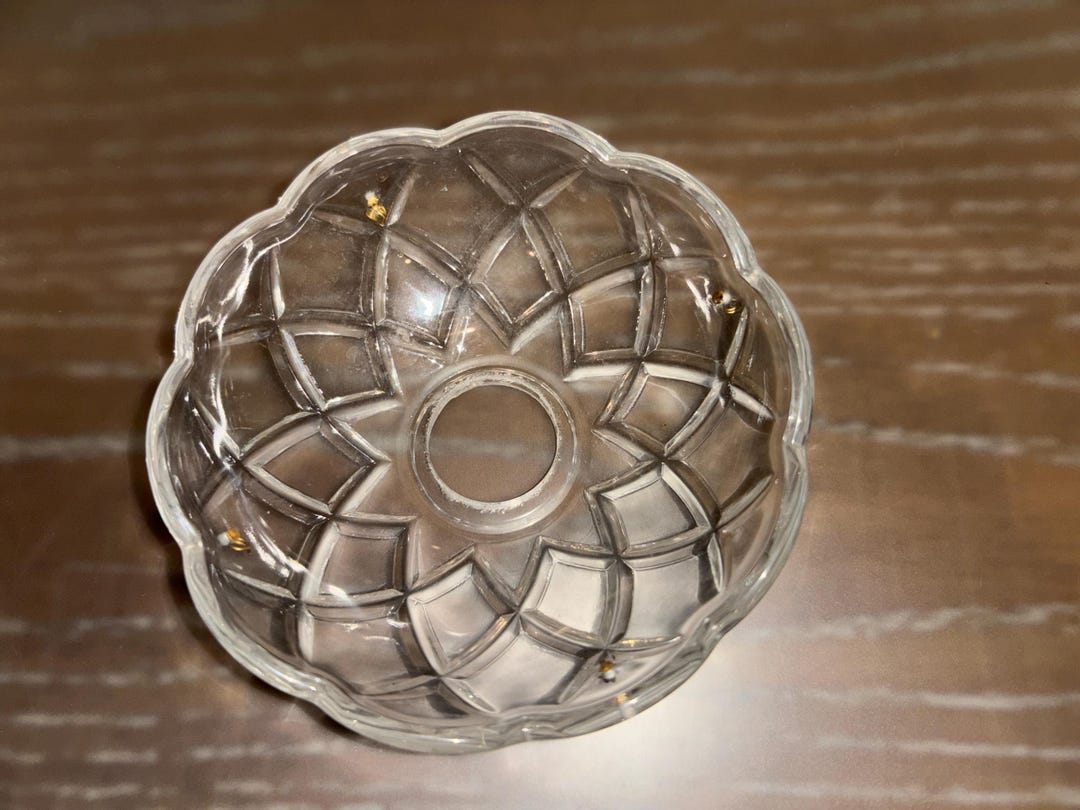 Antique Candle Drip Protector, Vintage Glass Bobeche, Vintage Scalloped ...