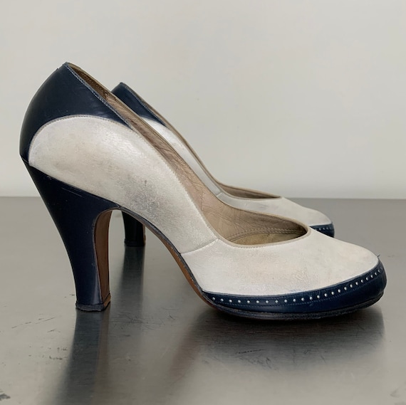 Vintage 50’s Womens 2 Tone Spectator Heels Size 6 - Gem