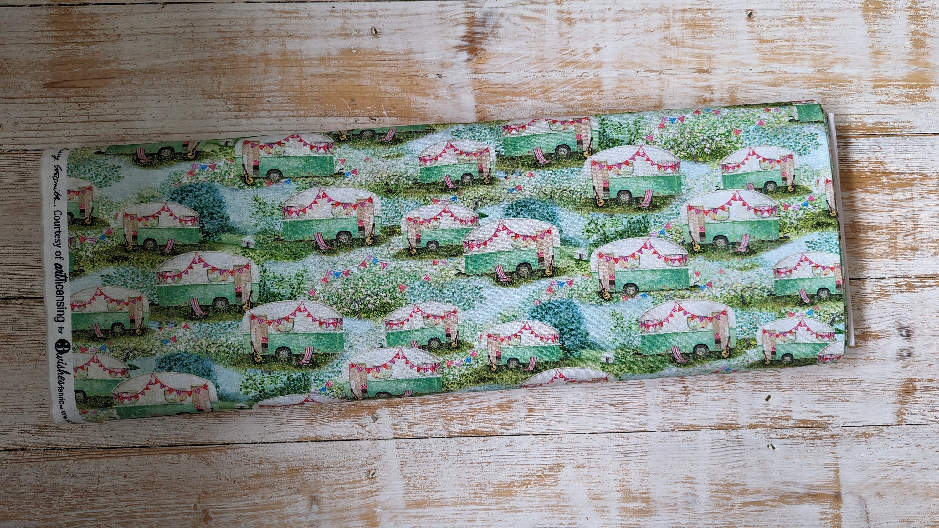 Retro Caravan Fabric - the Secret Garden by 3 Wishes Fabrics - Etsy