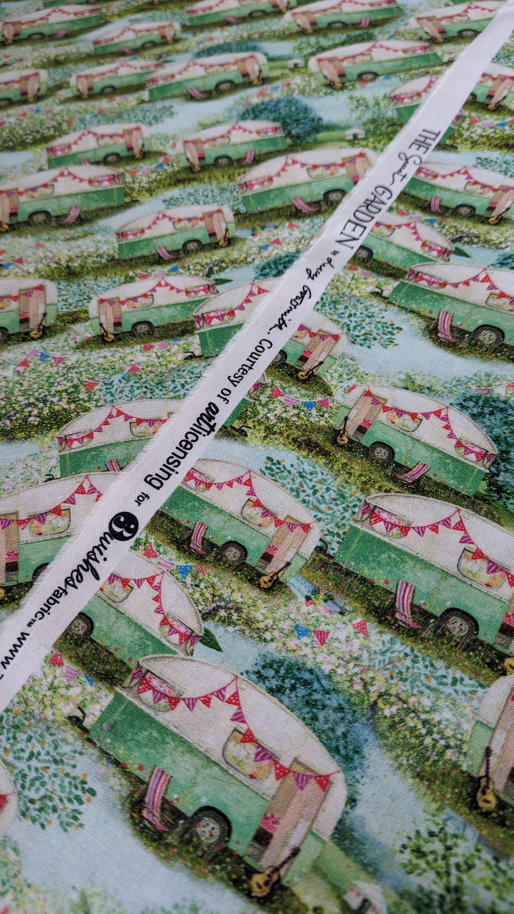 Retro Caravan Fabric - the Secret Garden by 3 Wishes Fabrics - Etsy
