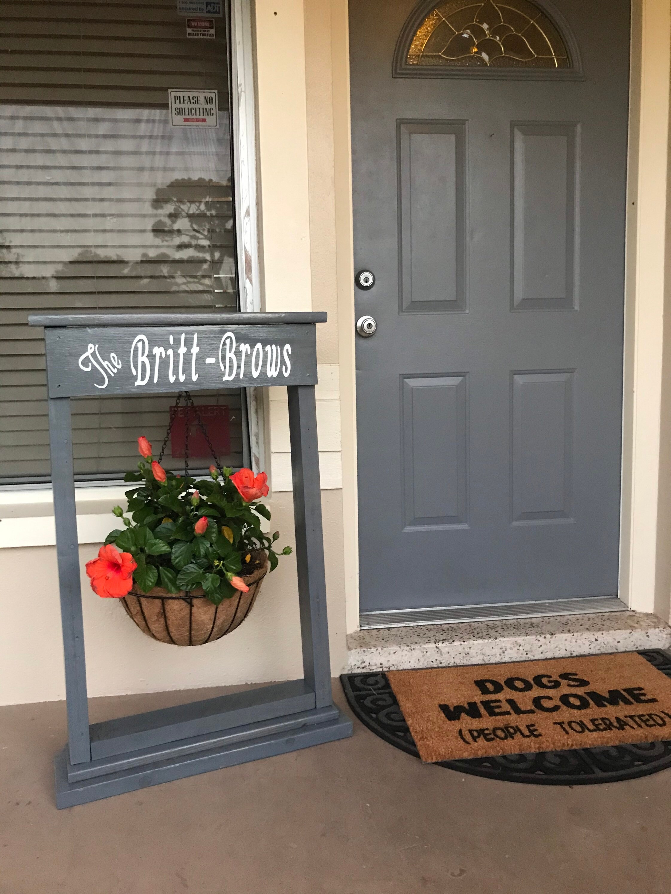 Hanging Plant Stand/welcome Plant Stand/family Name Porch Planter, Last ...